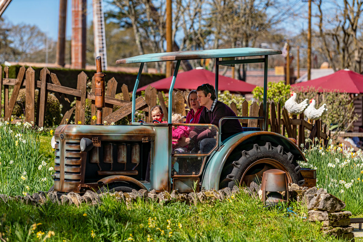9 Fantastic Rides for Children under 1 metre - Paultons Park